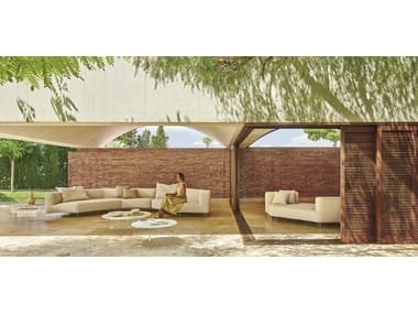 BELT AIR Sectional fabric garden sofa By Varaschin