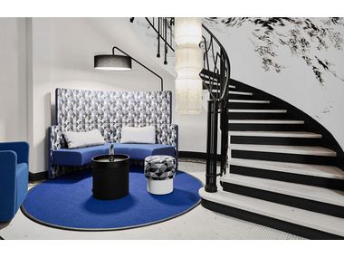 PARCS Toguna Circle Small Banco By BENE | design Pearson Lloyd