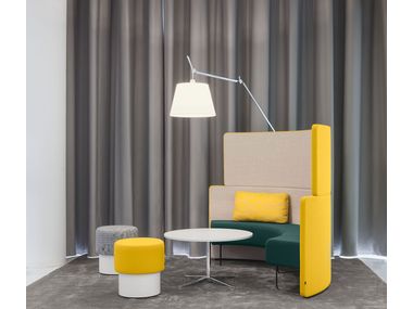 PARCS Toguna Circle Small Banco By BENE | design Pearson Lloyd