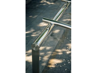 Stainless-steel bicycle rack BICILINEA By URBIDERMIS design Beth Galí