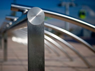 Stainless-steel bicycle rack BICILINEA By URBIDERMIS design Beth Galí