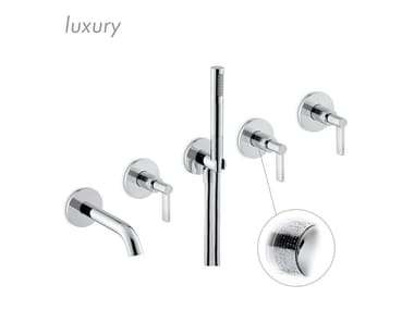 BLINK CHIC Wall-mounted Recessed bathtub set with hand shower By newform