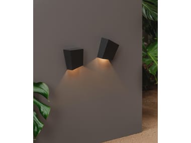 BREAK PLUS Outdoor wall lamp By Vibia | design Josep Lluís Xuclà