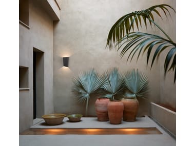BREAK PLUS Outdoor wall lamp By Vibia | design Josep Lluís Xuclà