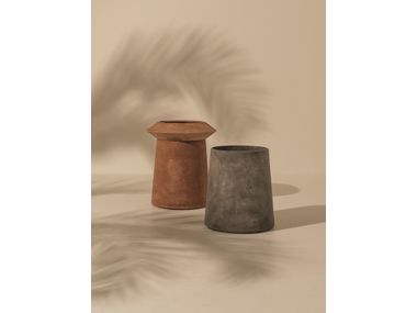 CROCUS Low handmade cement garden vase By Ethimo | design Studiopepe