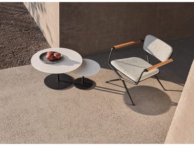 BUTLER | Ceramic coffee table By Royal Botania