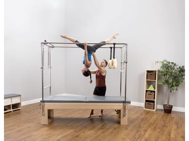 REFORMER TRAPEZE COMBINATION Pilates reformer By Balanced Body