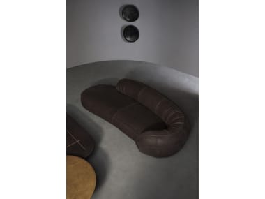 LEON Leather sofa By Baxter | design Draga & Aurel