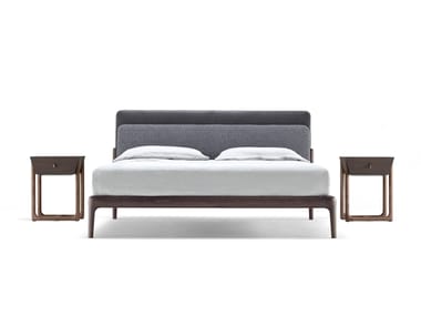 SERENAS Bedside table By BertO