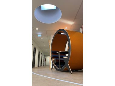 BlockO Base Acoustic meeting pod By BlockO.design