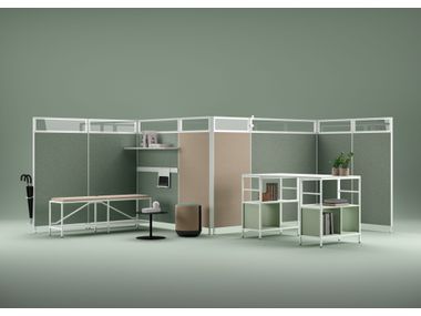 KUBICK Freestanding glass and aluminium office screen By Bralco