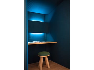 BuzziBooth Acoustic fabric phone booth By BuzziSpace