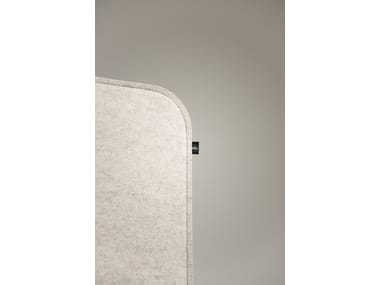 BuzziScreen Sound absorbing dividing screen By BuzziSpace