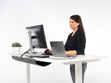 CABLE MANAGEMENT Sistema de calhas porta-cabos By Yaasa
