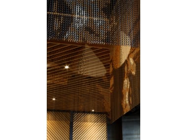CEILING CONCENTRIC SQUARE Aluminium chain curtain By Kriskadecor