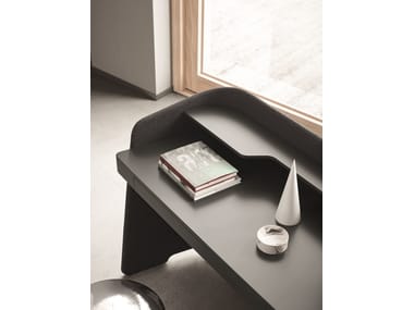 CHLOÉ VANITY Wooden dressing table By Pianca | design Emmanuel Gallina