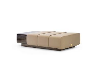 CIGAR Leather pouf / coffee table By Formitalia