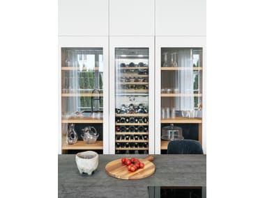 Lacquered custom kitchen with island CITY 2 By Zajc