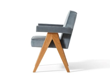 COMMITEE | Chair with armrests By Cassina