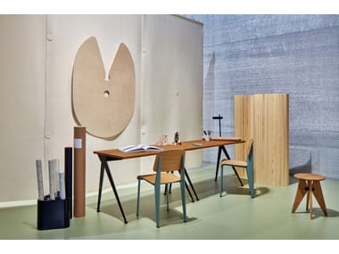 COMPAS DIRECTION Rectangular solid wood writing desk By Vitra | design ...