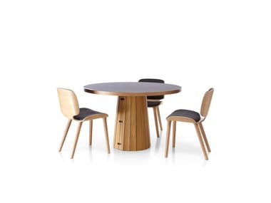 Wooden table CONTAINER TABLE BODHI OVAL 210 By moooi design Marcel Wanders