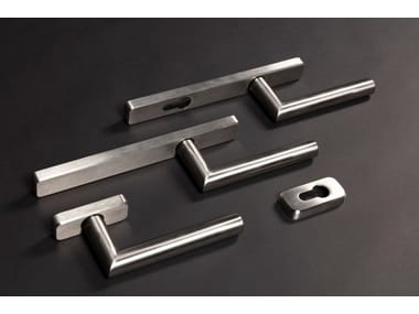 CONTOUR Window handle By Reynaers Aluminium