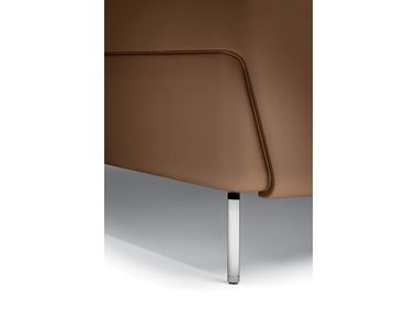 COUPÉ Bed By Poltrona Frau | design GamFratesi