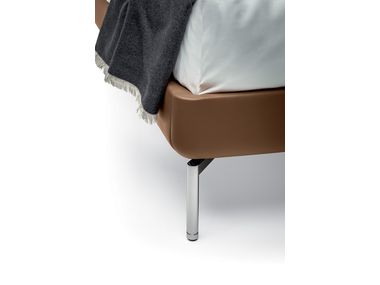 COUPÉ Bed By Poltrona Frau | design GamFratesi