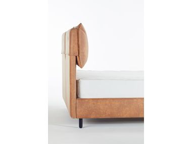 CROISSANT Bed By grado design