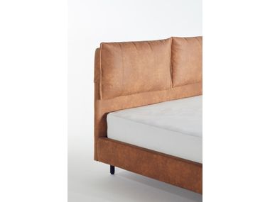 CROISSANT Bed By grado design