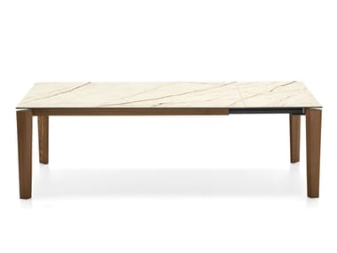 DOGMA Extending ceramic table By Calligaris