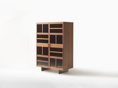 TORII VERTICAL Display cabinet By Casamania & Horm