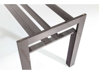 DOGE Table By Cassina | design Carlo Scarpa