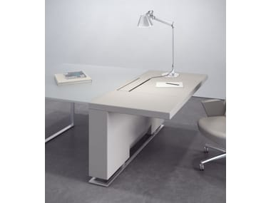 DECK | Office desk By ESTEL GROUP design Jorge Pensi