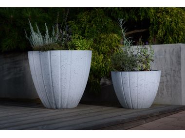 DECOR S garden vase By Betoni