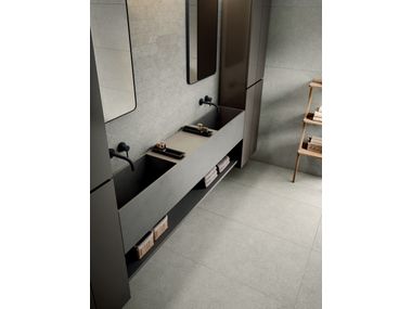 Indoor/outdoor porcelain stoneware wall/floor tiles with stone effect ...