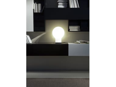 Настольный светильник DENQ - 229 By Oluce дизайн Toshiyuki Kita