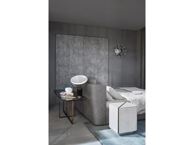 DIMITRI Bedside table with drawers By Meridiani | design Andrea Parisio