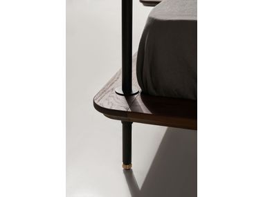DISTRIKT | Canopy bed By District Eight