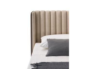 DOMUS | Bed By Turri design Matteo Nunziati