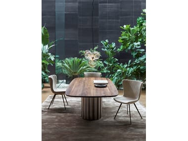 DORIAN TABLE Table en forme de tonneau à manger By Bonaldo | design Spazioameno