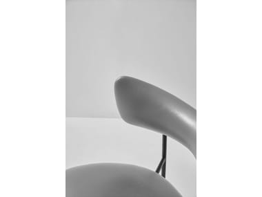 DRAGONFLY | Leather easy chair Dragonfly Collection By District Eight