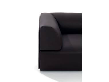HYBLA Modular leather sofa By De Padova