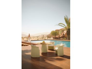FLLAIR Garden table By DEDON