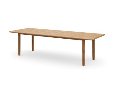 TIBBO Garden table By Dedon | design Barber & Osgerby