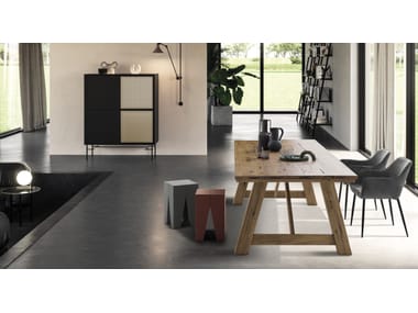 CASTLE Rectangular oak table By Devina Nais