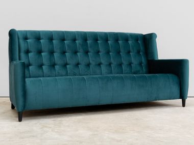 High-back velvet sofa EALING By Room 79