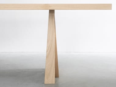 ELI SLIM table By Van Rossum design Marlieke van Rossum