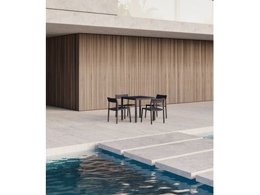 EOS | Square table By Case design Matthew Hilton
