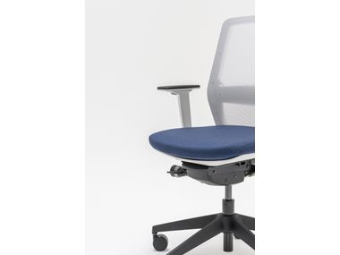 EVO office chair By MDD